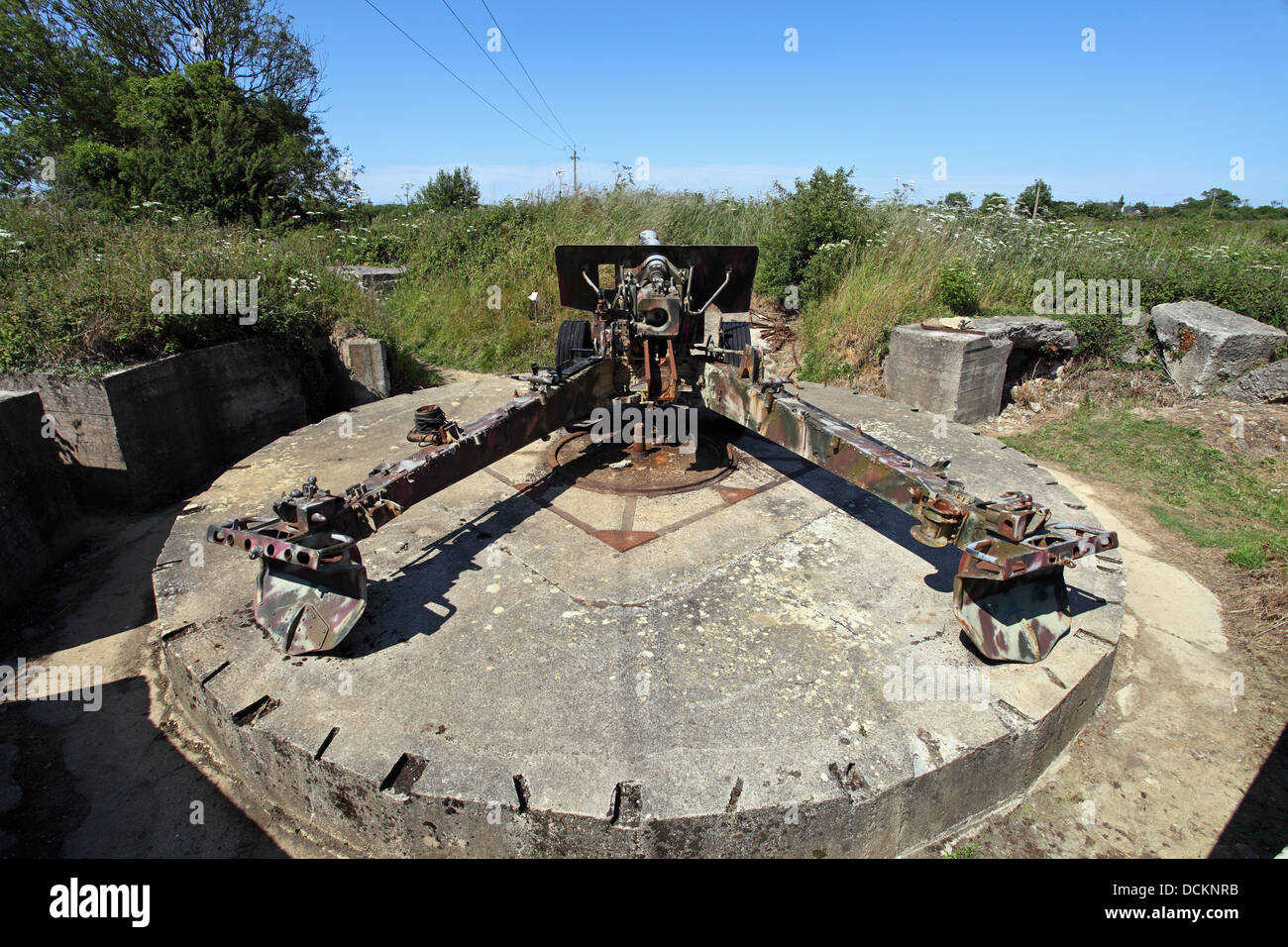 Howitzer gun hi-res stock photography and images - Alamy