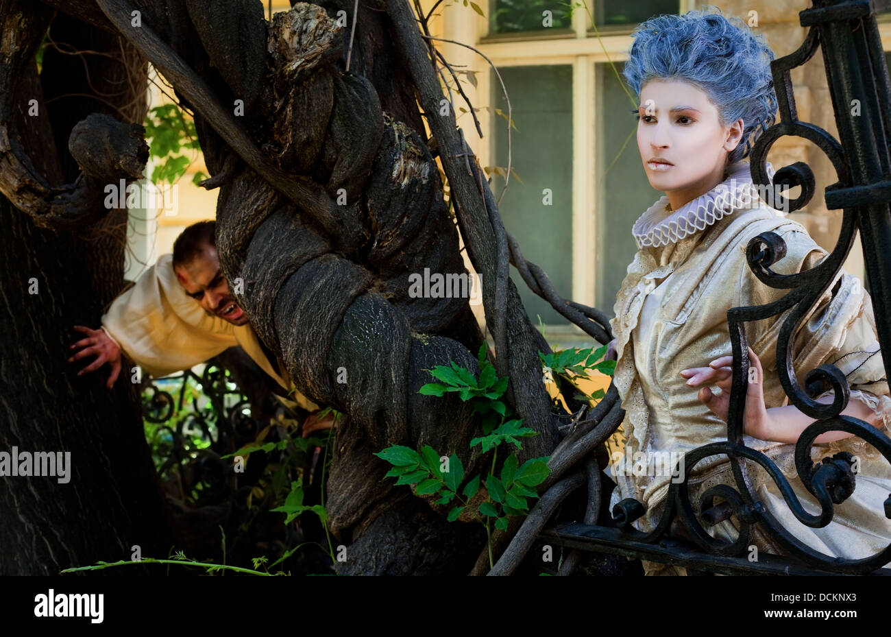 Medieval woman hi-res stock photography and images - Alamy