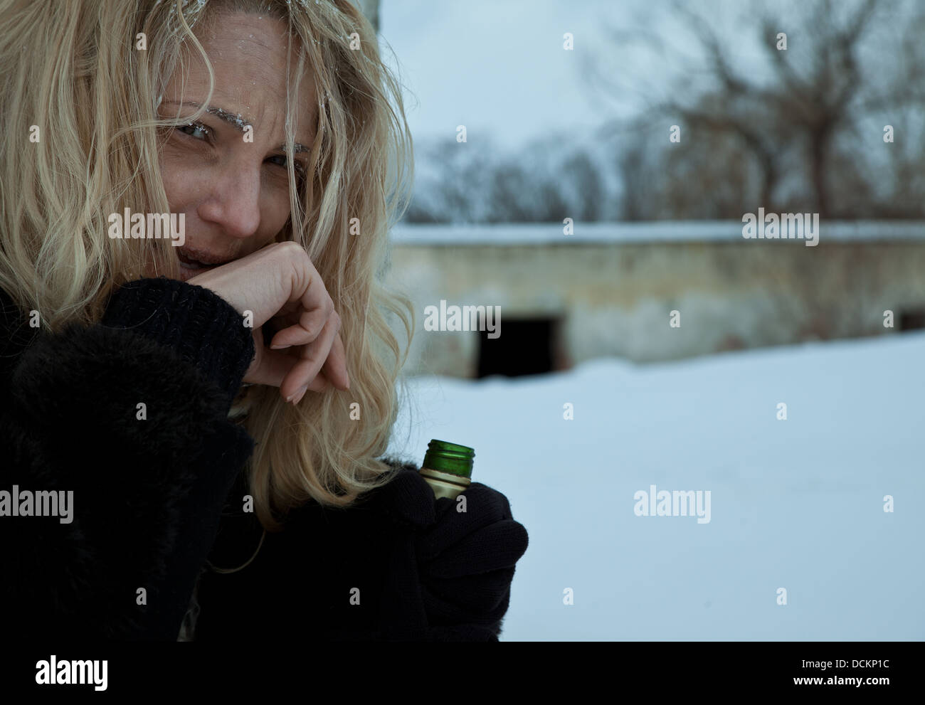 Homeless drunk woman hi-res stock photography and images - Alamy