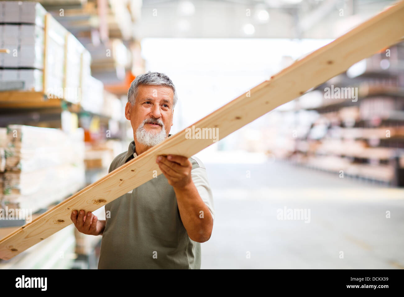 Man buying construction wood in a DIY store Stock Photo - Alamy
