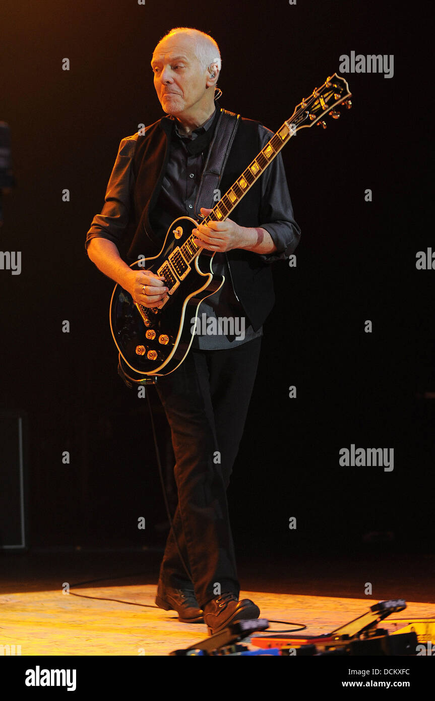 Peter Frampton performs "Frampton Comes Alive" at the Seminole Hard ...