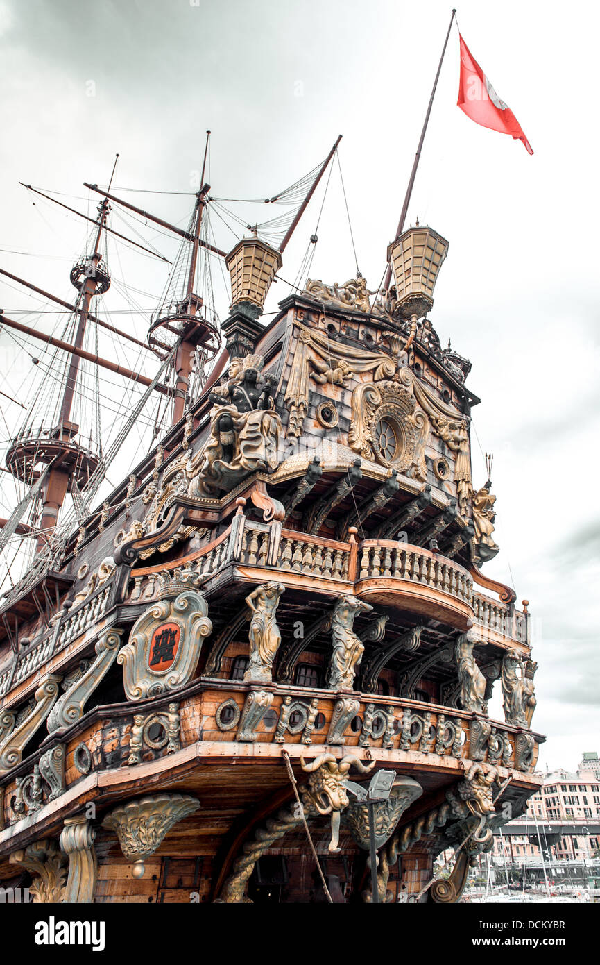 Ancient Ship High Resolution Stock Photography and Images - Alamy