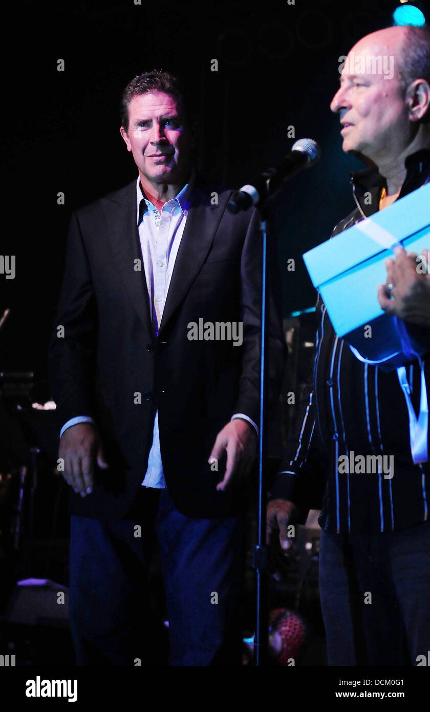 Dan Marino and Bill Fauerbach at the Footy's Bubbles And Bones Gala to ...