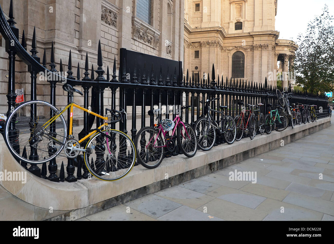 Protesters Bikes Attached to St Paul's Fencing, Global day of protests ...