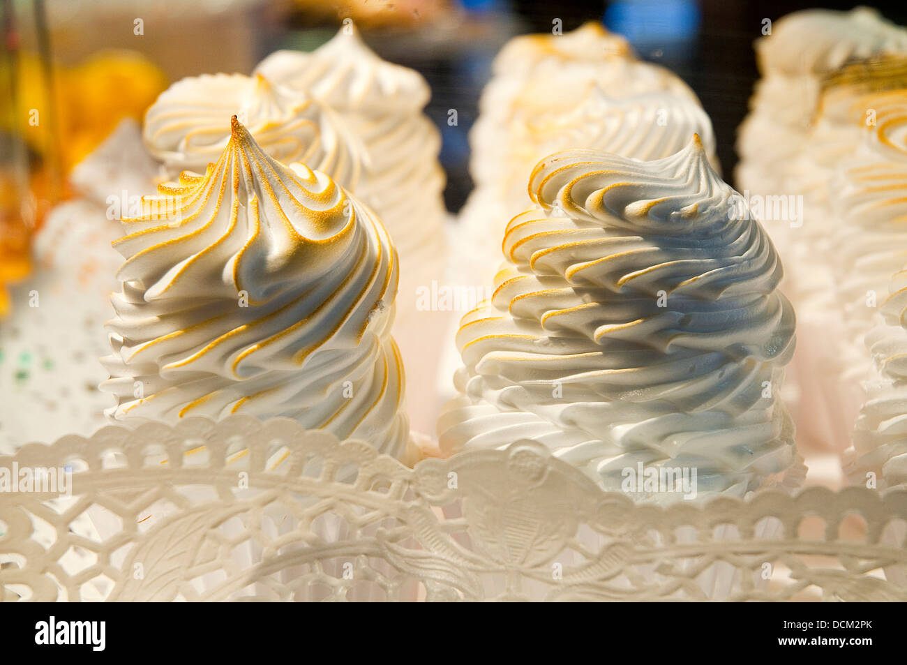 Meringues. Close view Stock Photo - Alamy