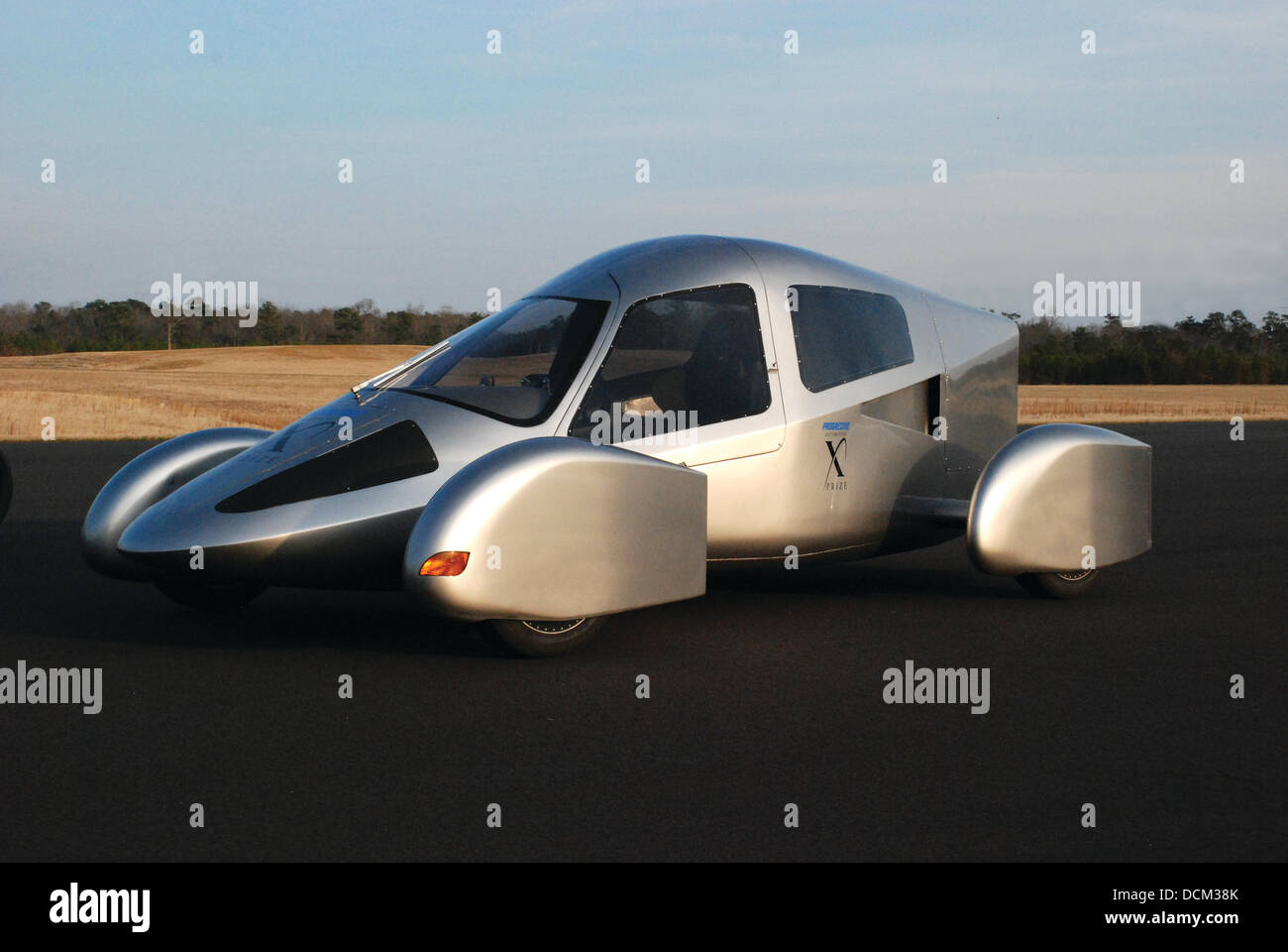 Dwp electric car jpen hi-res stock photography and images - Alamy
