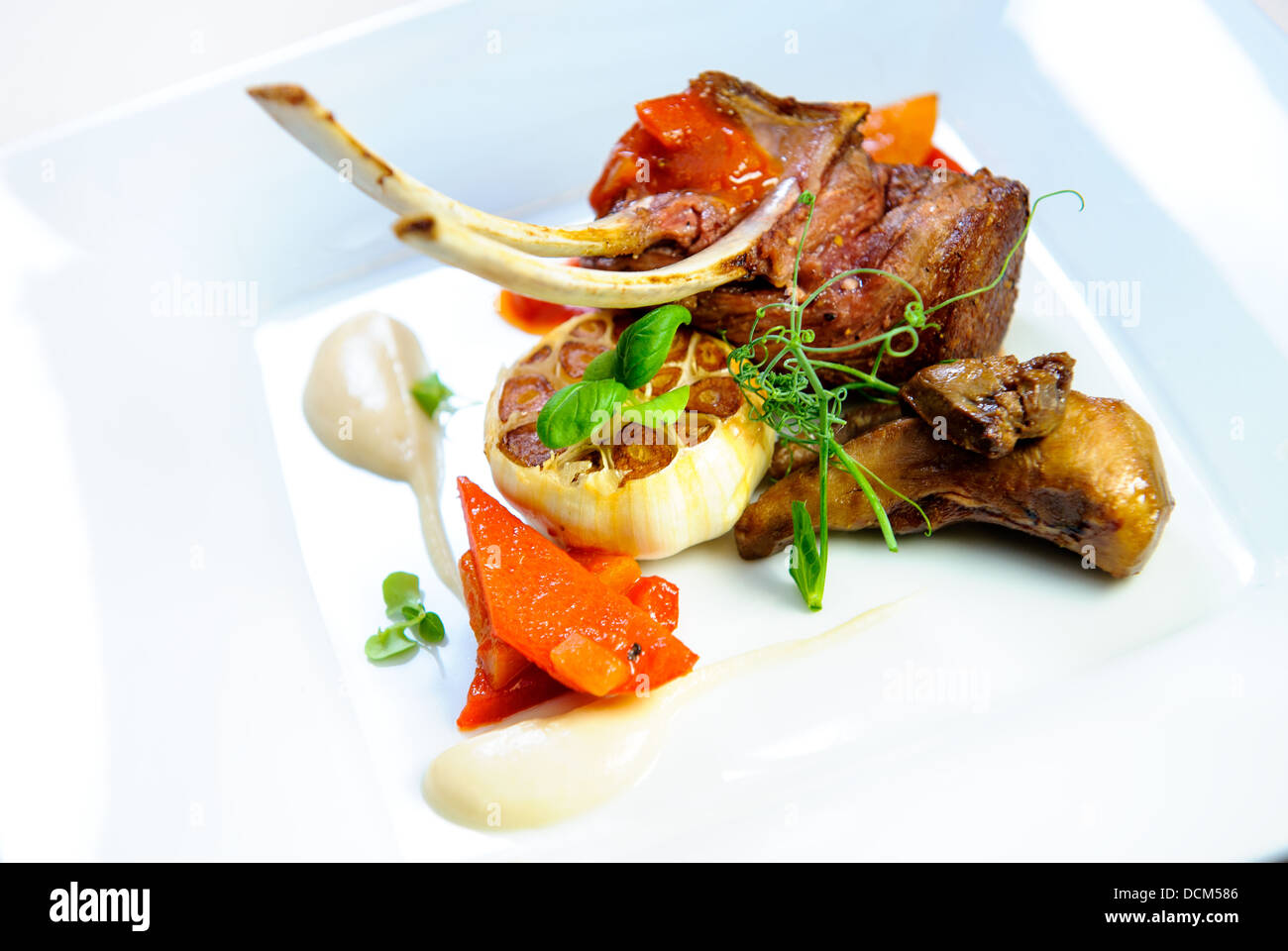 Rib of lamb hi-res stock photography and images - Alamy