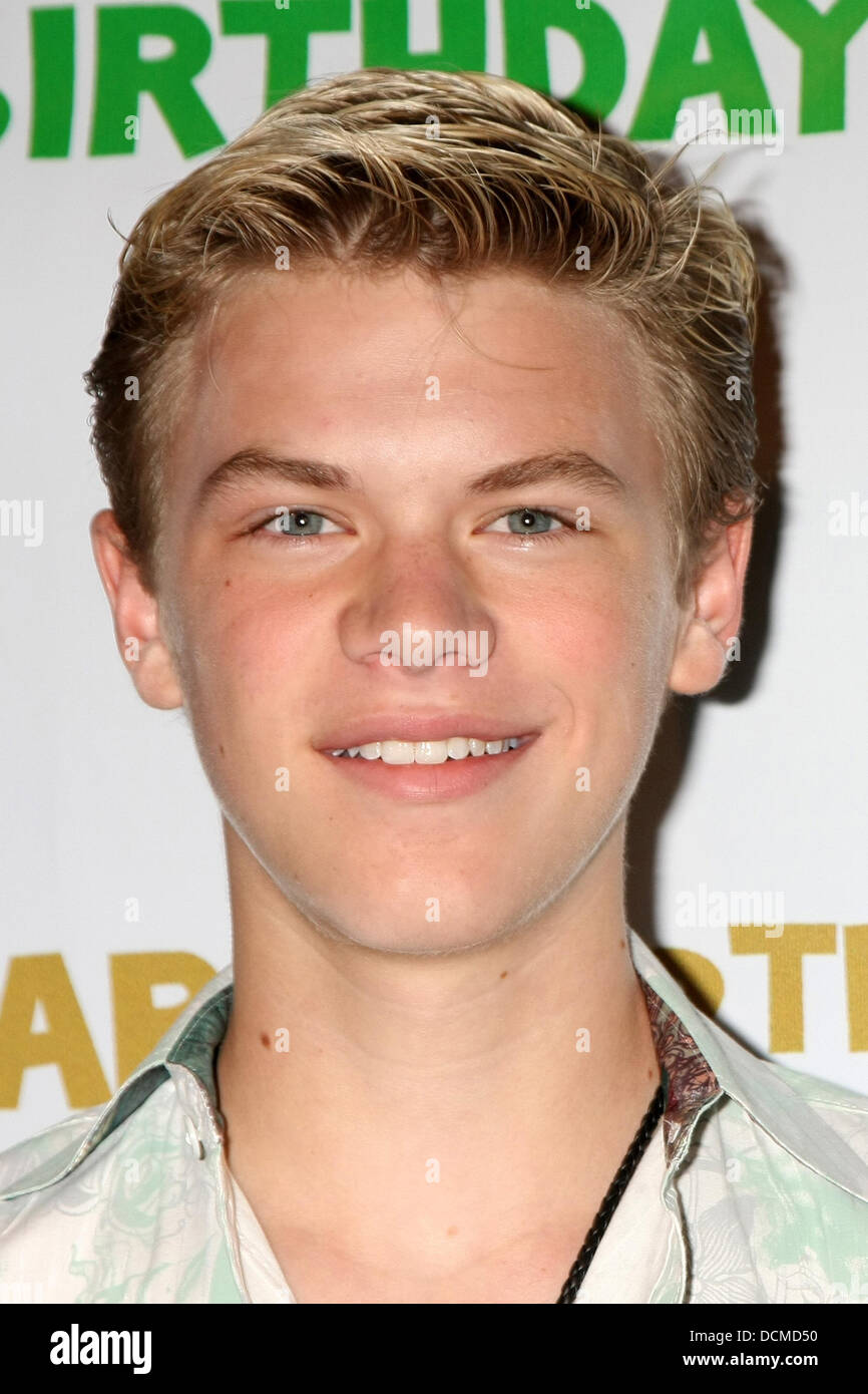 Kenton Duty Taylor Spreitler's 18th Birthday Party held at the Crimson ...