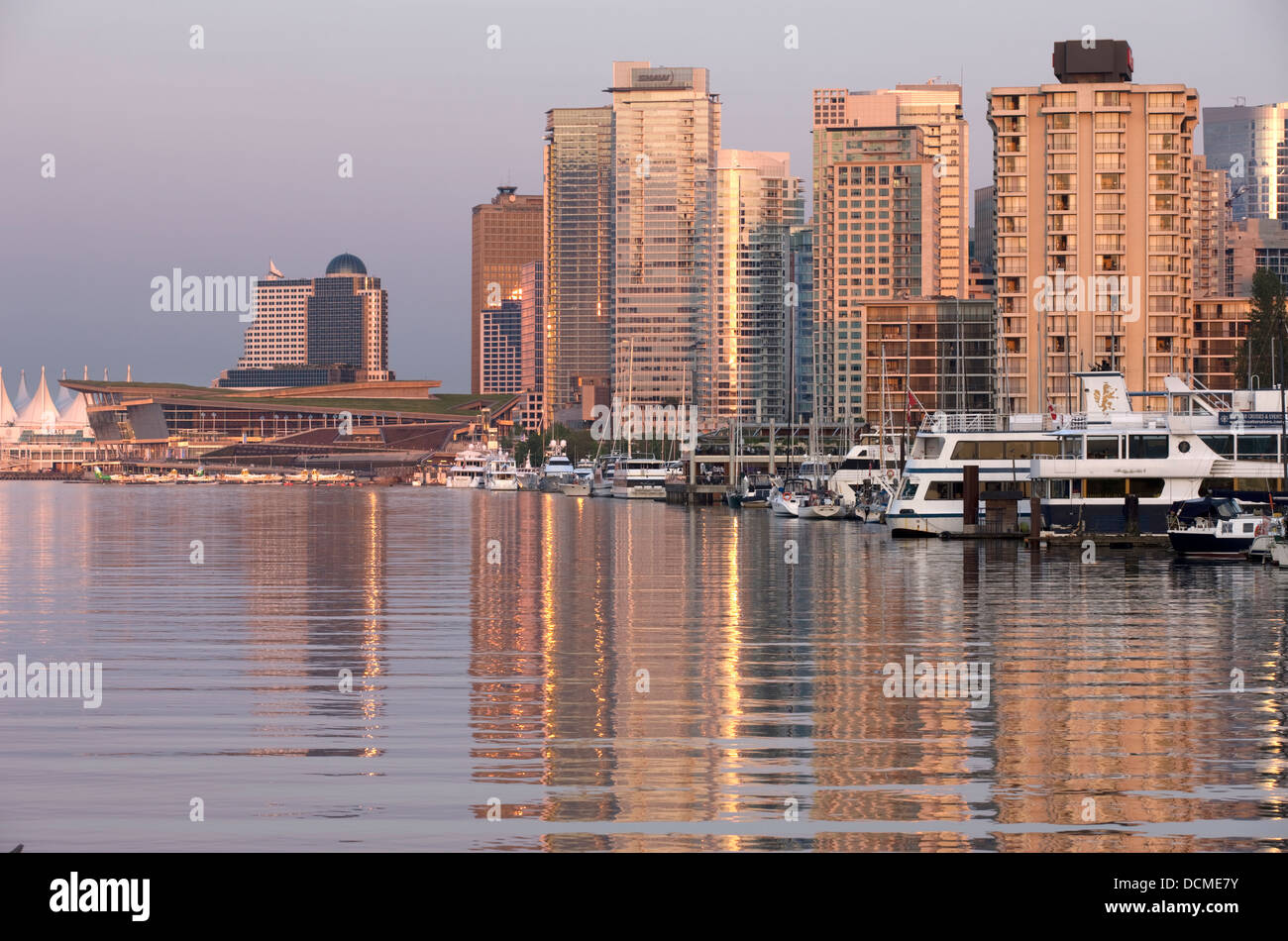COAL HARBOUR FROM STANLEY PARK DOWNTOWN SKYLINE VANCOUVER BRITISH ...