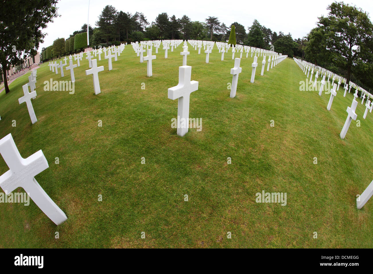 Gravestones at the Normandy American Memorial and Cemetery, maintained ...