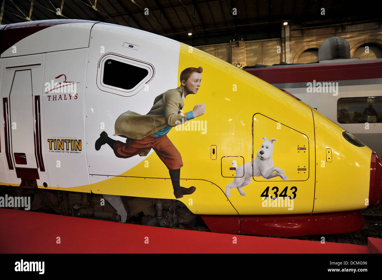 Tintin train The cast of 'The Adventures of Tintin: The Secret of the ...