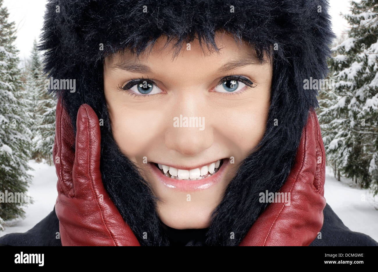 Young woman in the cold Stock Photo - Alamy