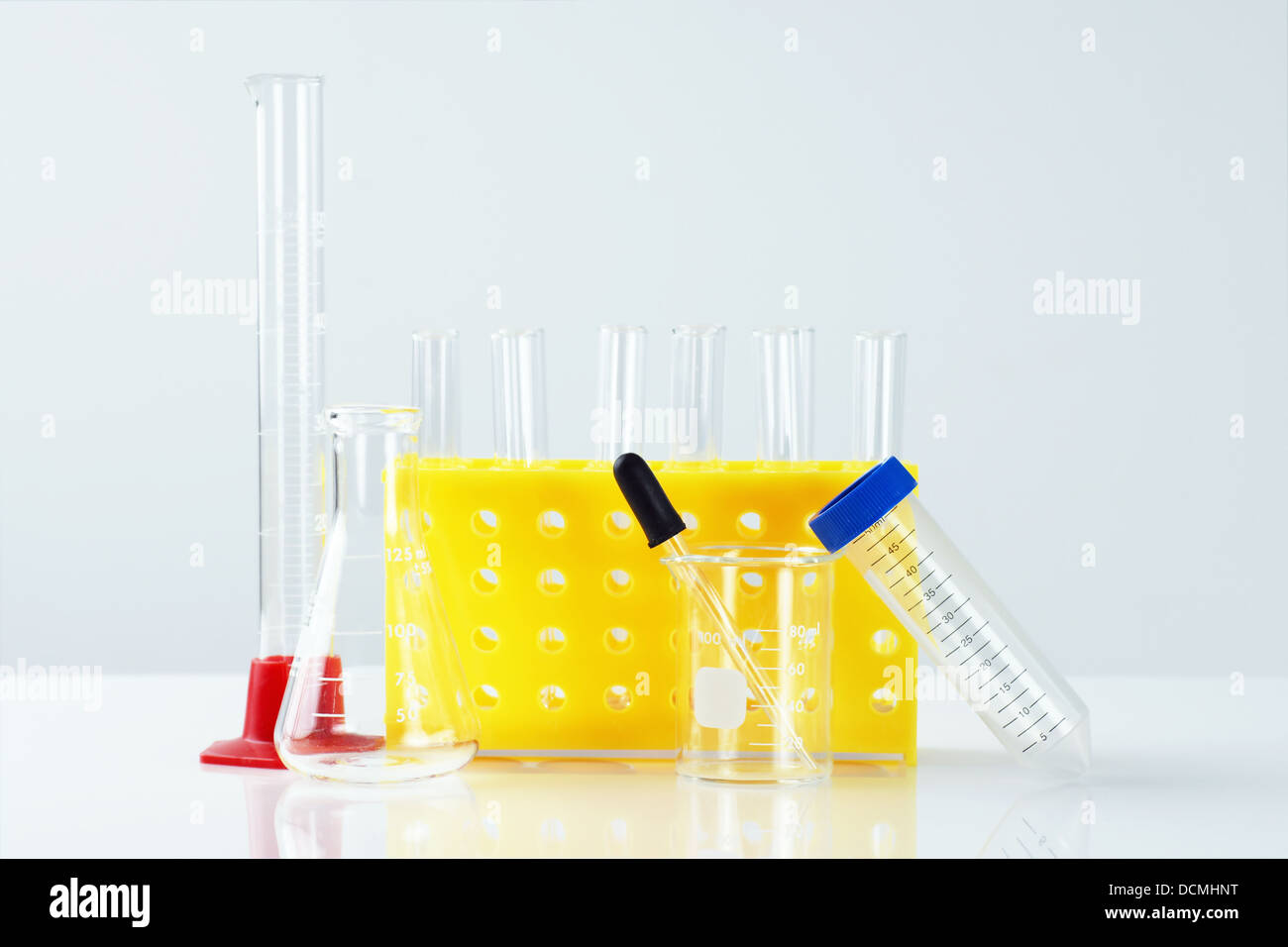 Empty chemical measuring cylinder hi-res stock photography and images ...