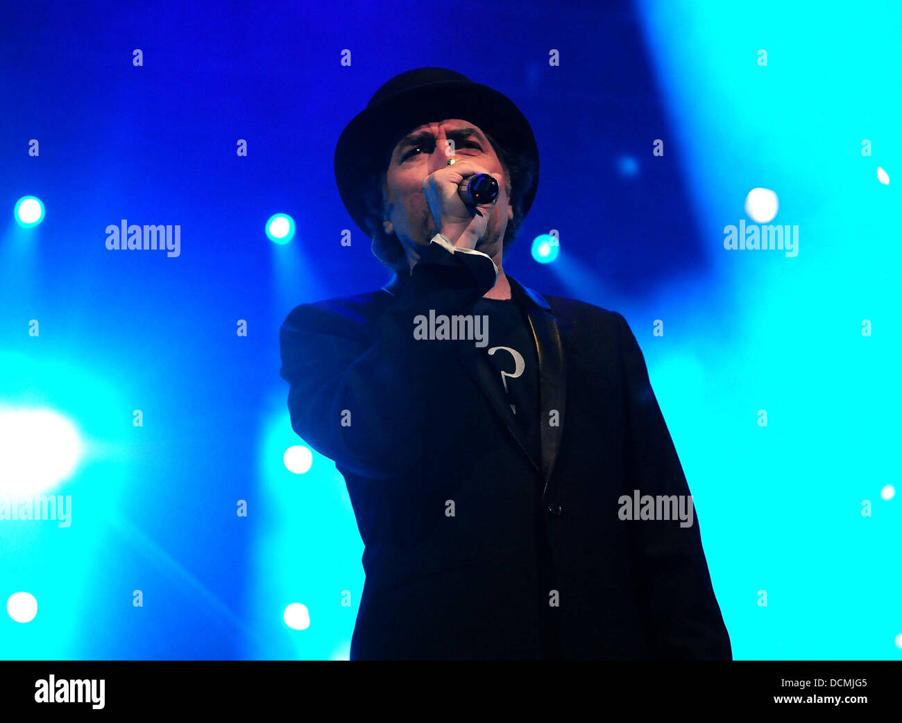 Spanish singer Joaquin Sabina performing at American Airlines Arena ...