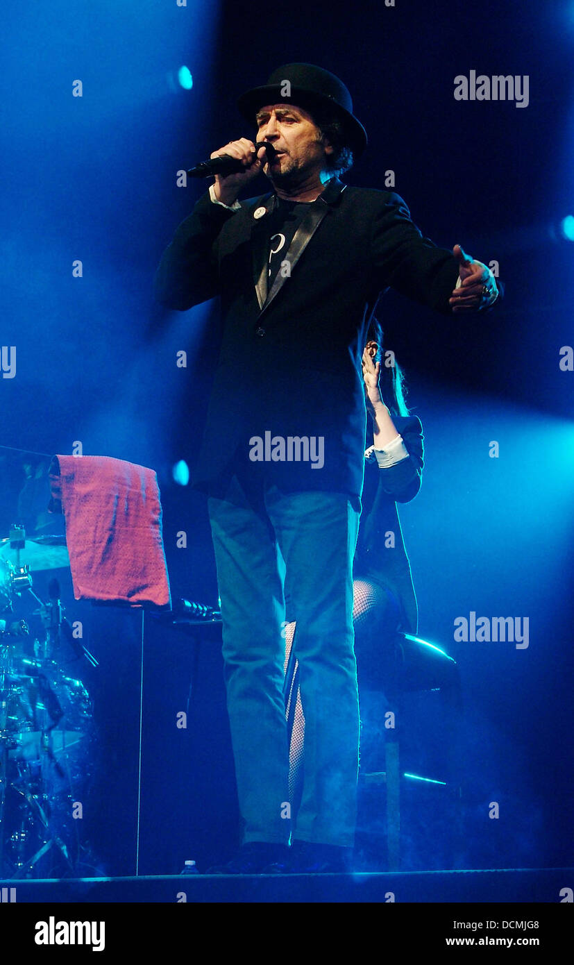 Spanish singer Joaquin Sabina performing at American Airlines Arena ...
