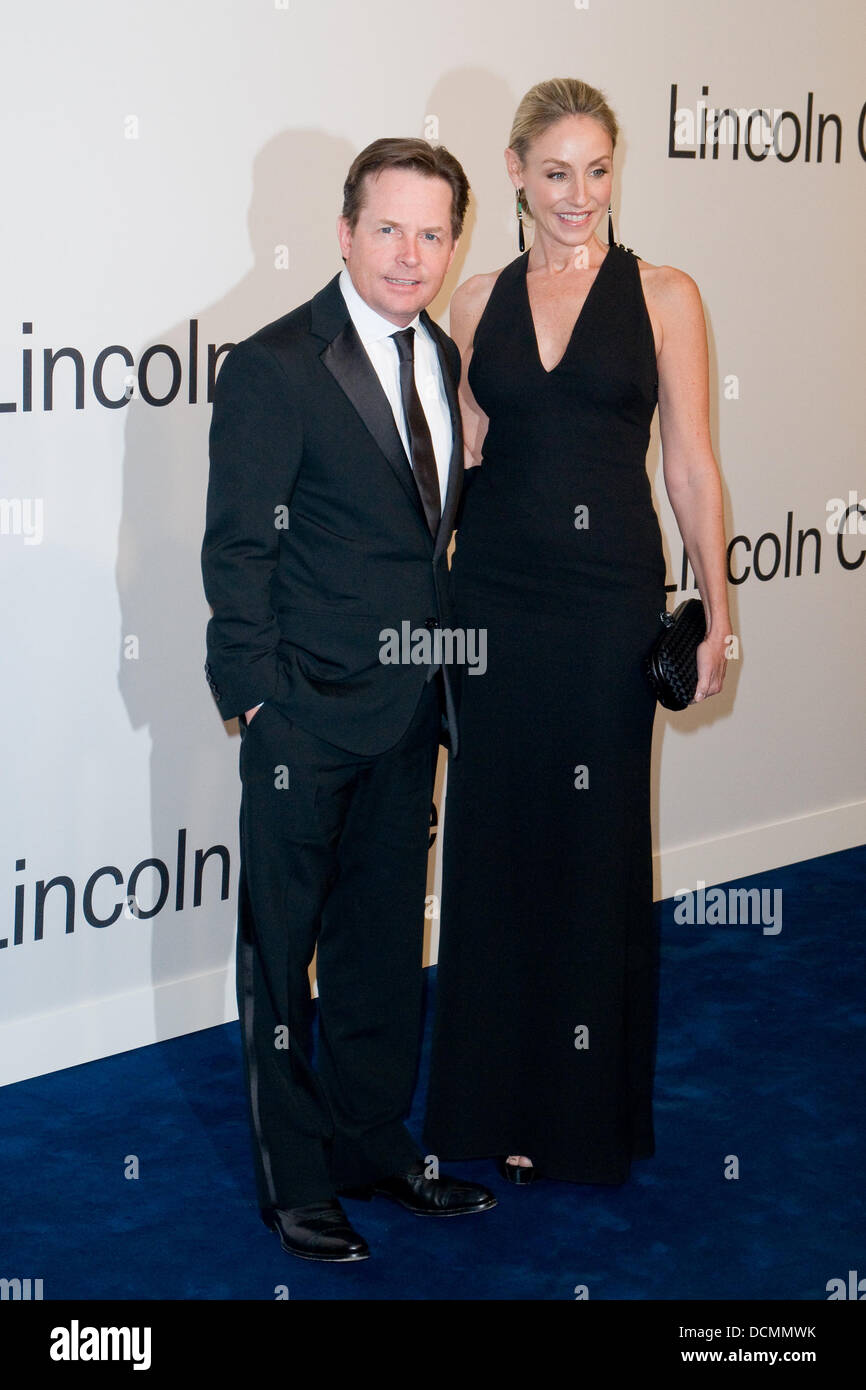 Ralph tracy hi-res stock photography and images - Alamy