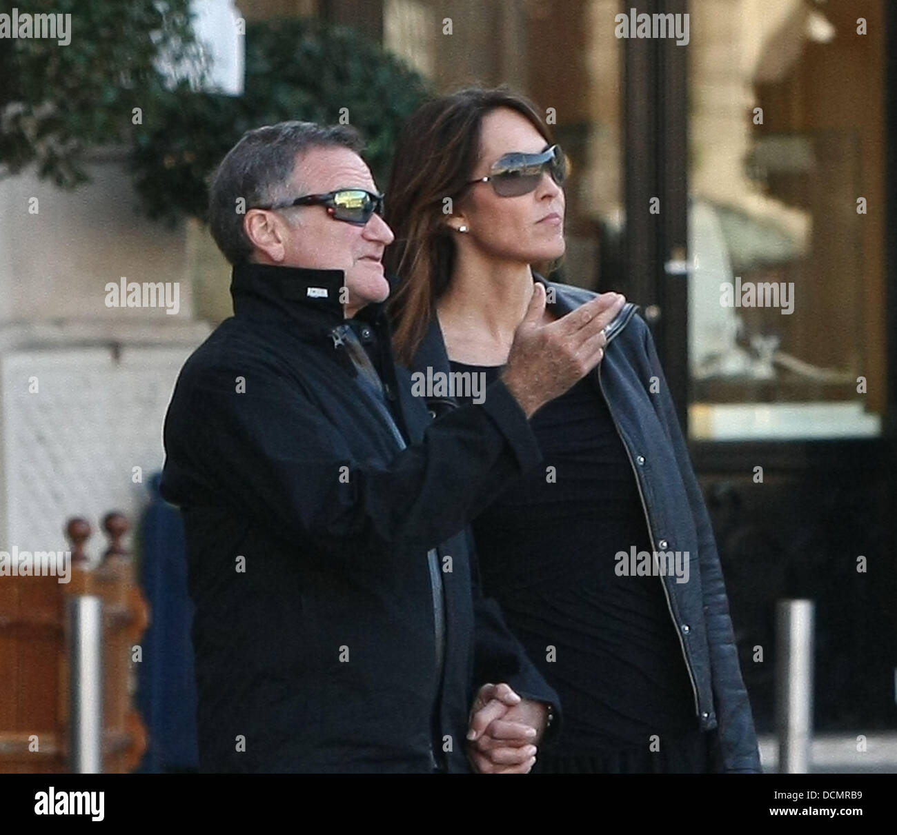 Newlyweds Robin Williams and his wife Susan Schneider enjoy a romantic ...