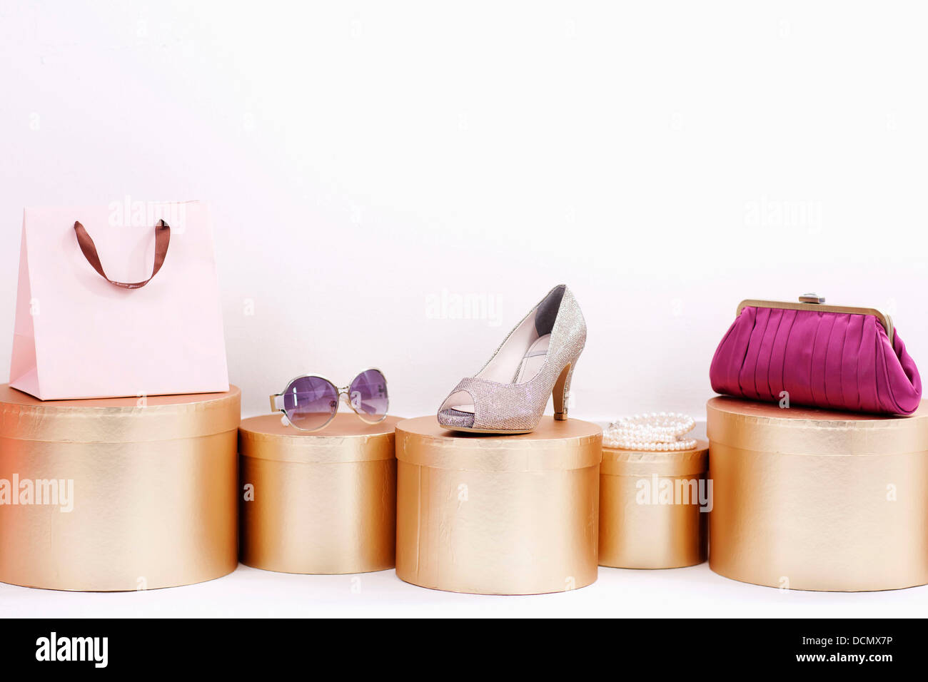 Golden high heels shoes hi-res stock photography and images - Alamy