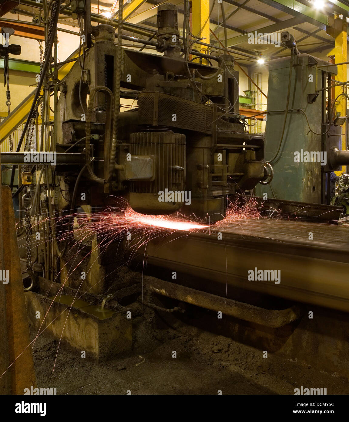 Melting iron hi-res stock photography and images - Alamy