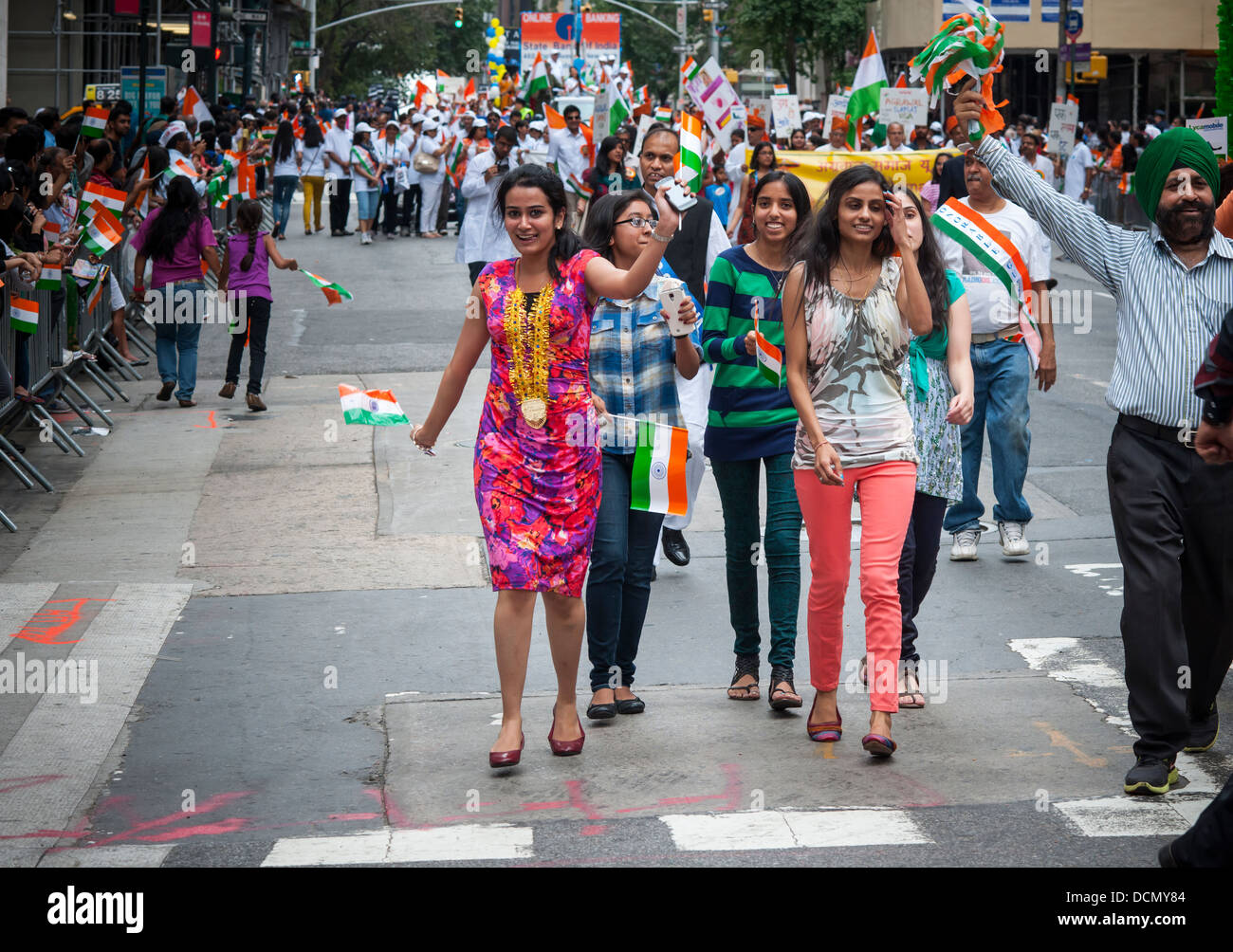 Indian-Americans from the tri-state area around New York celebrate at ...