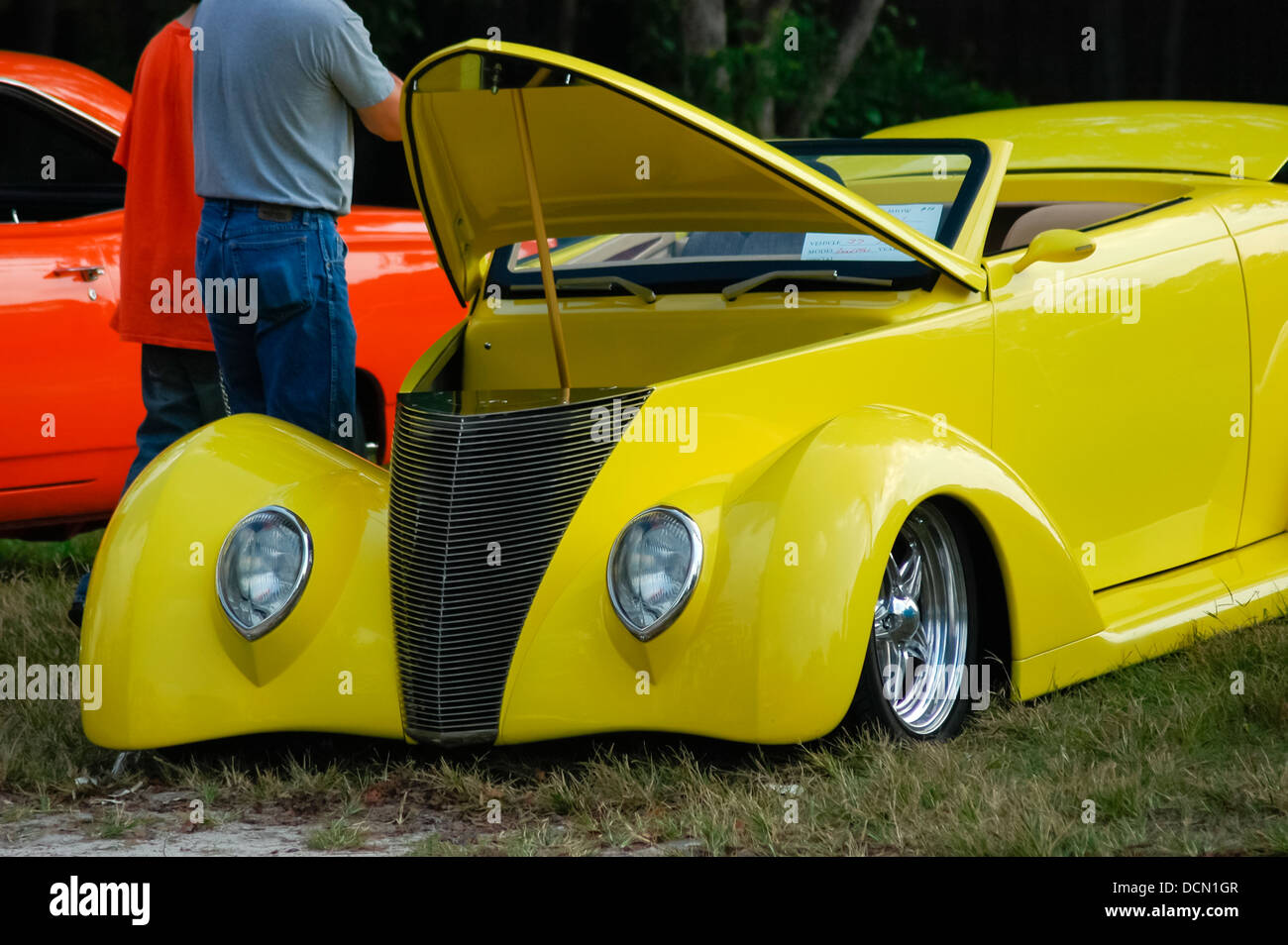 Custom car show central Florida. Customized 1937 Ford roadster Stock ...