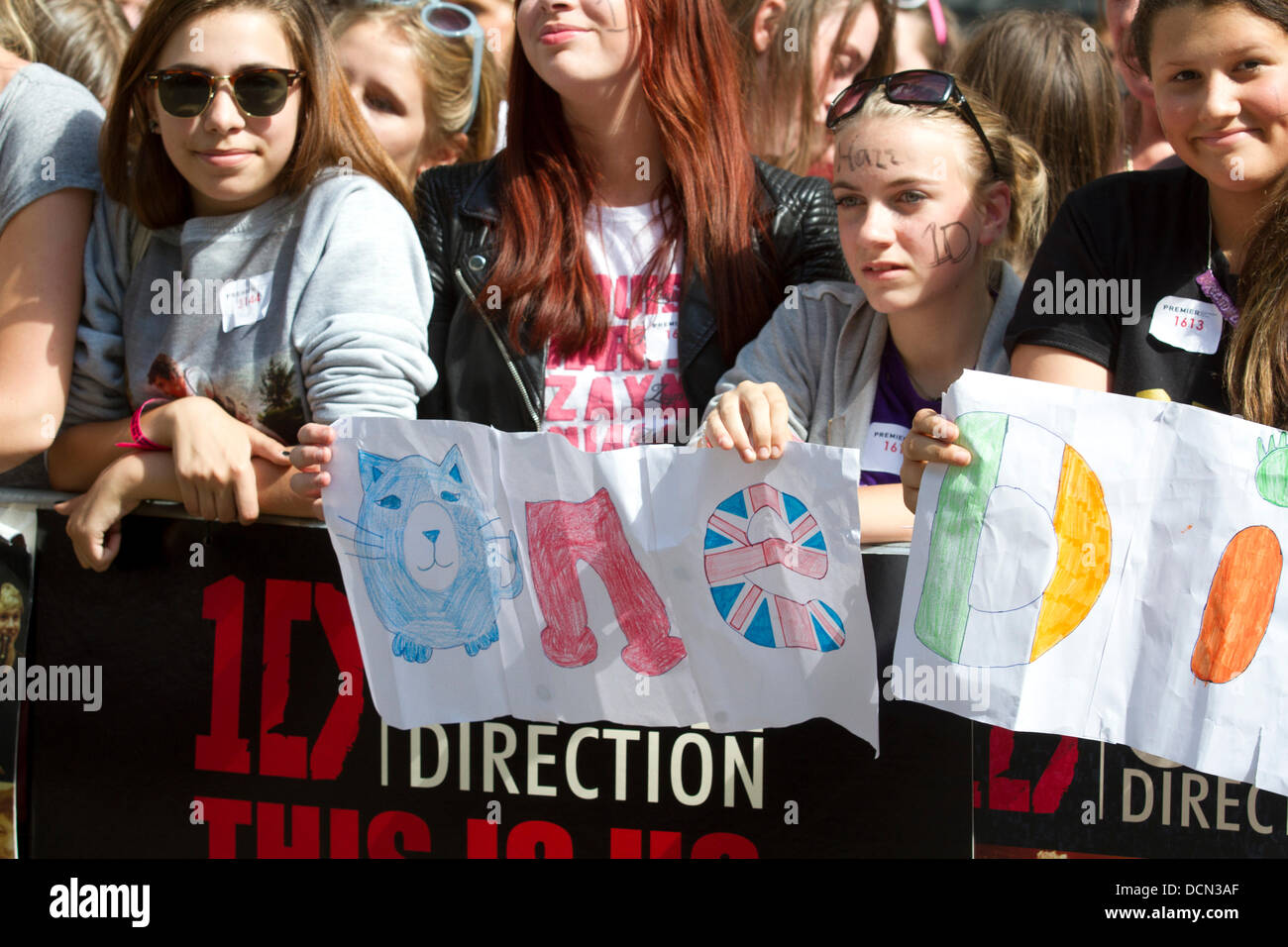 Leicester Square, London, UK. 20th August 2013. Teenage fans gather ...