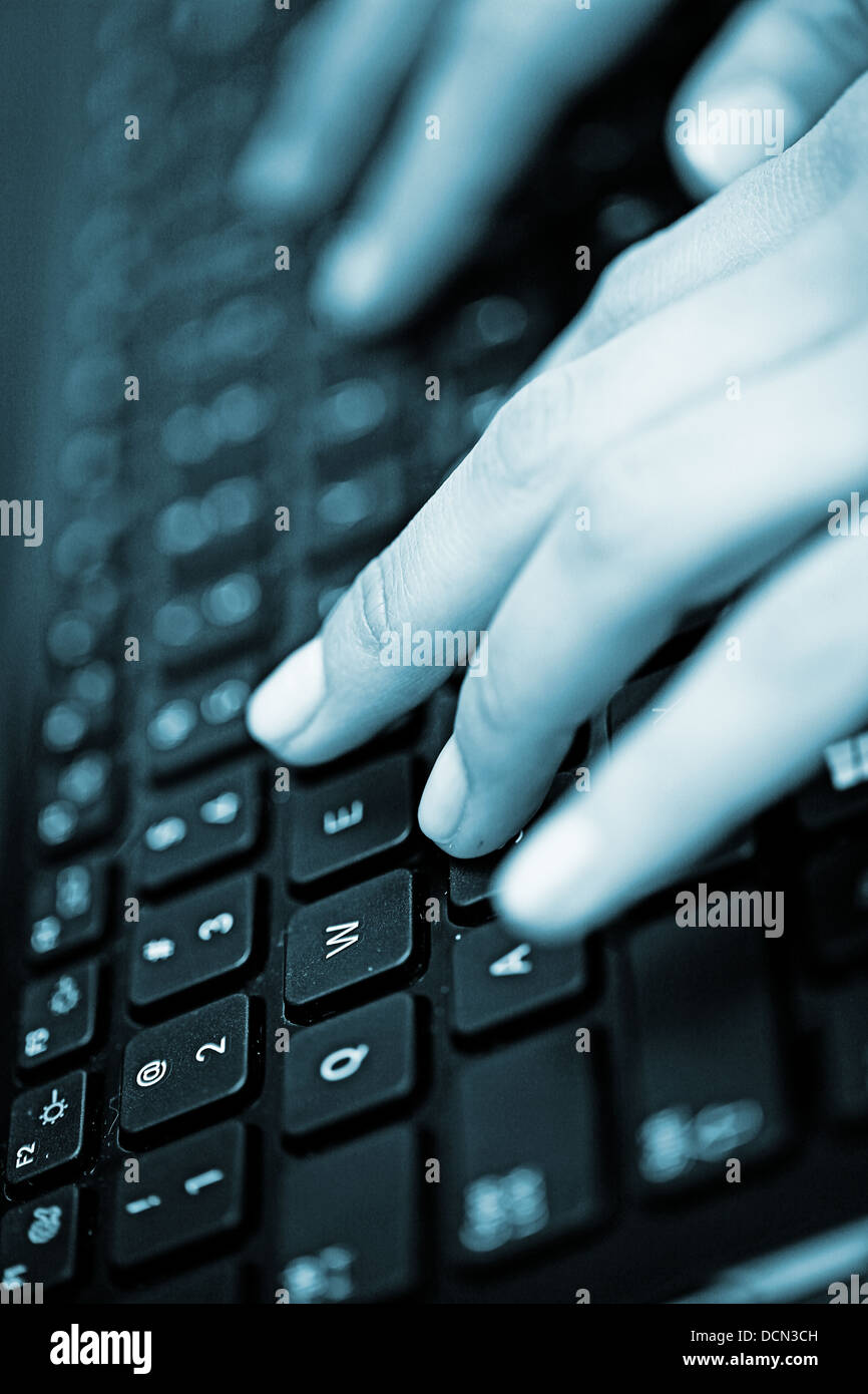 Woman hands on keyboard Stock Photo - Alamy
