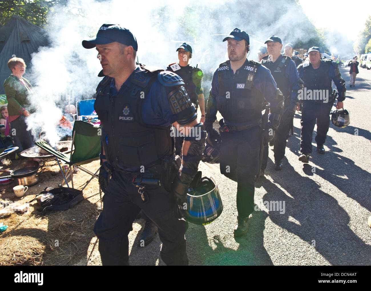 Fracking balcombe police cuadrilla hi-res stock photography and images ...