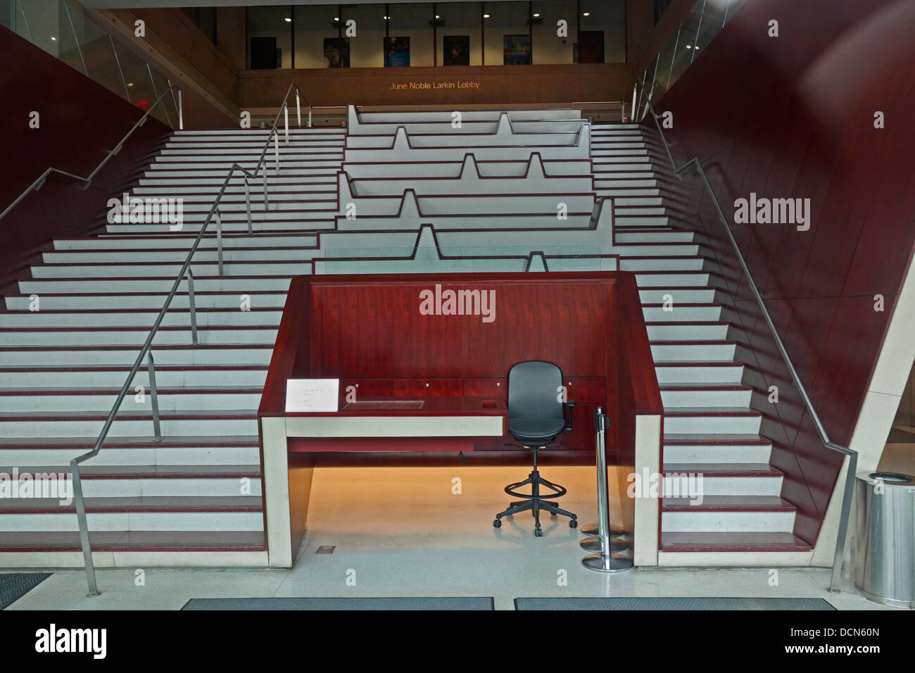 Stairs to lincoln center hi-res stock photography and images - Alamy