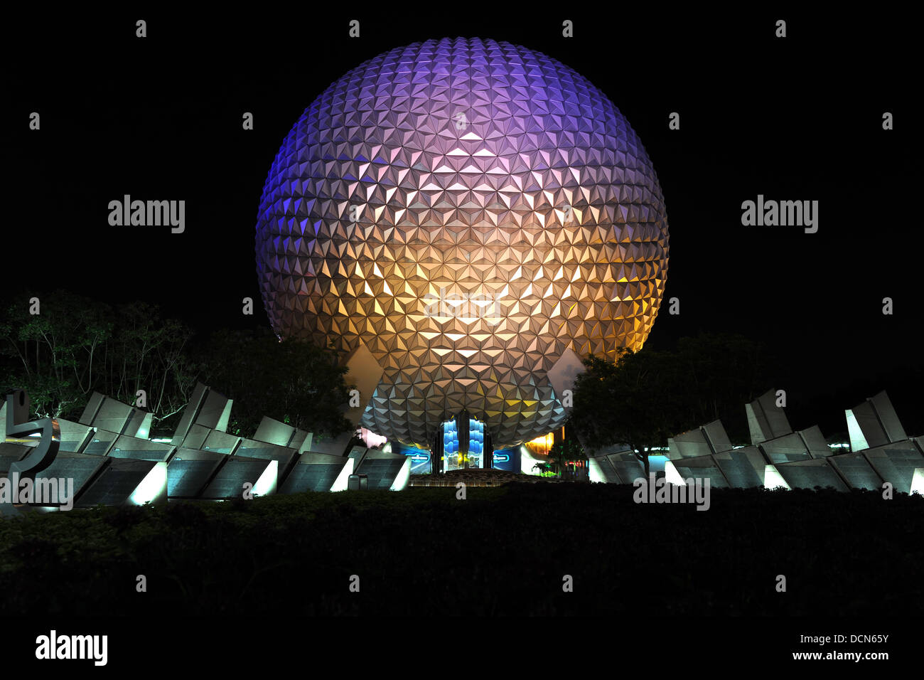 Epcot center hi-res stock photography and images - Alamy