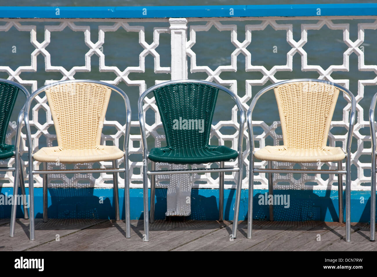 Promenade seating hi-res stock photography and images - Alamy