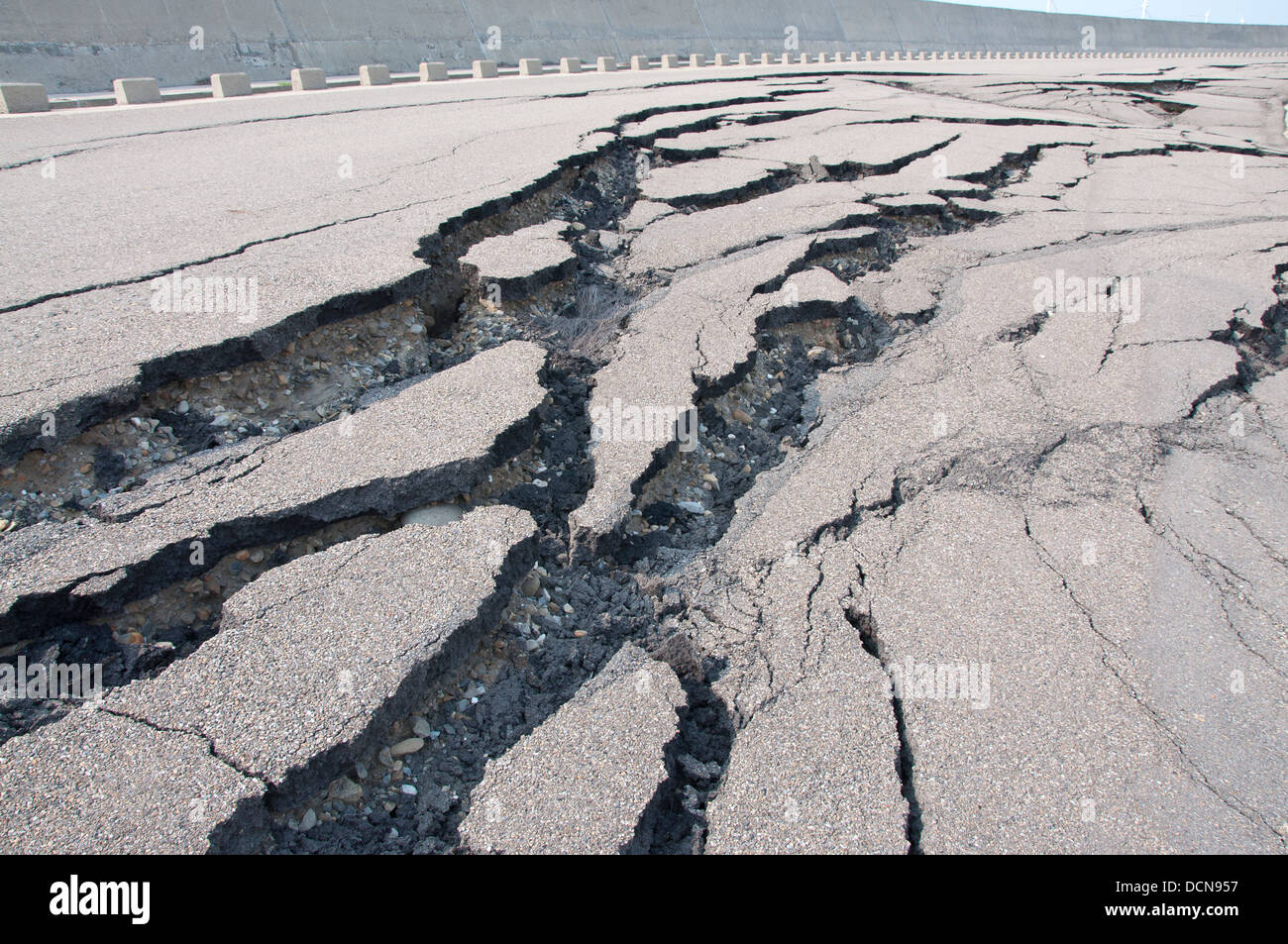 Cracked broken road after earthquake hi-res stock photography and ...
