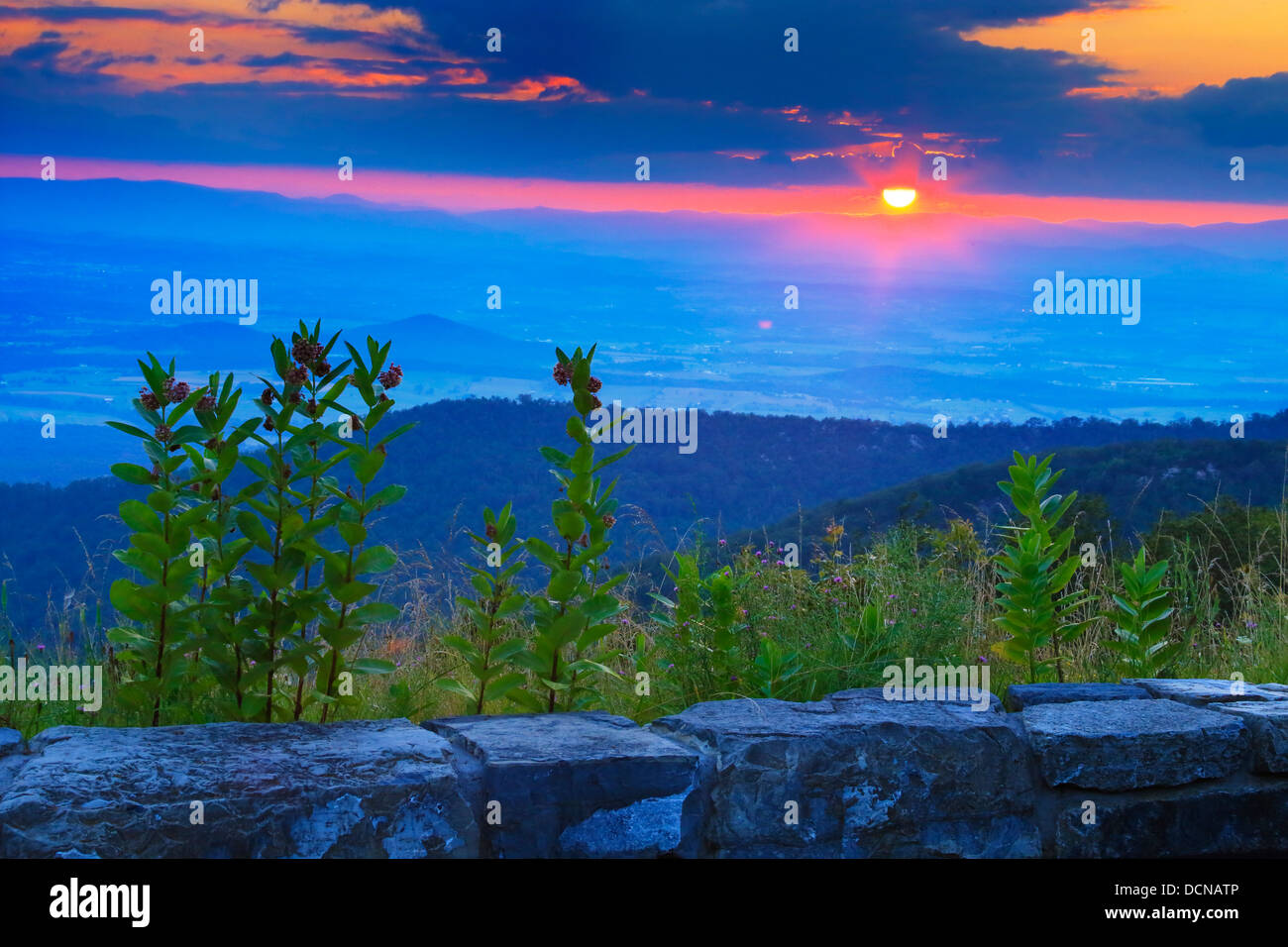 Riprap wall hi-res stock photography and images - Alamy