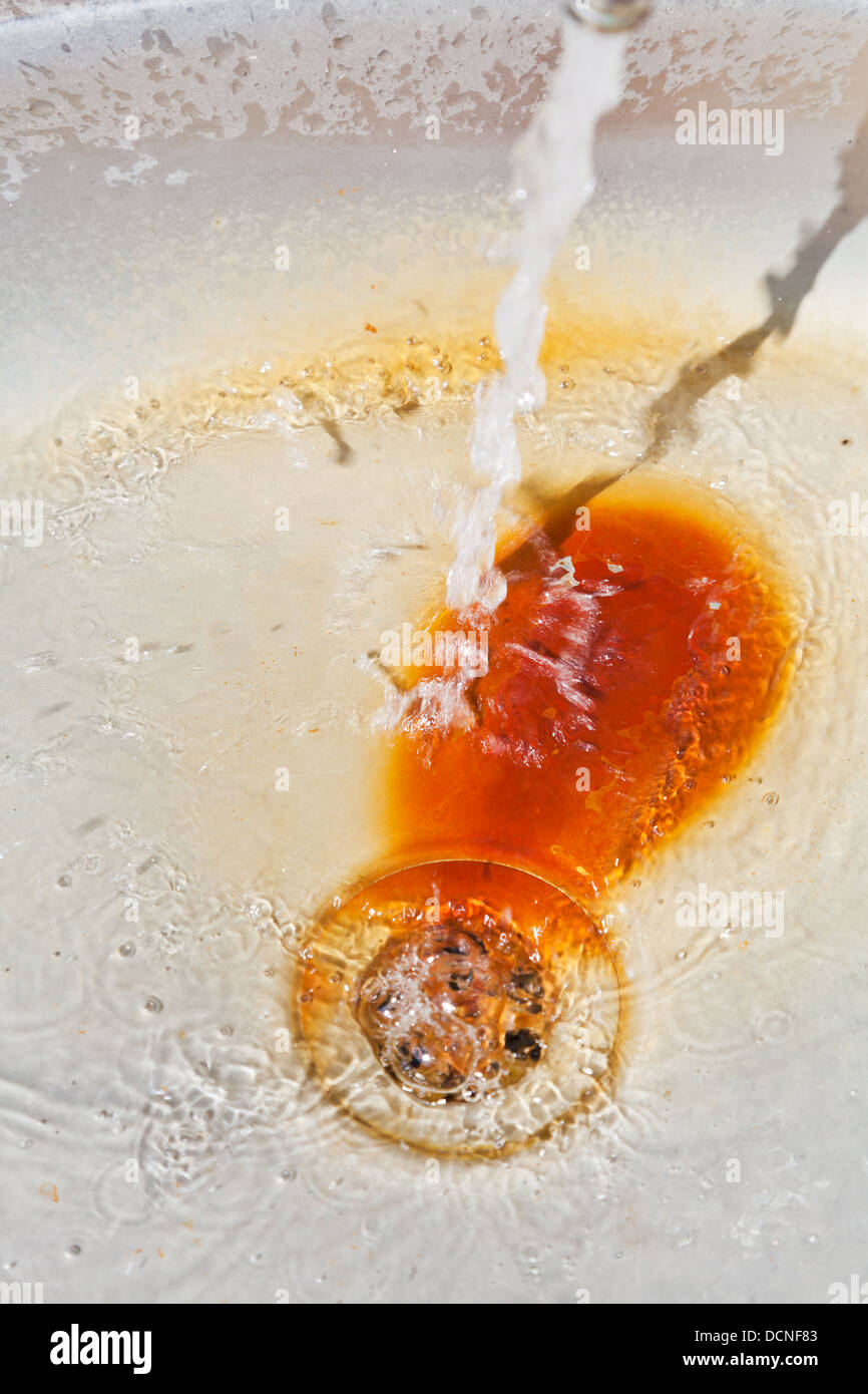Running water in wash basin sink hi-res stock photography and images ...
