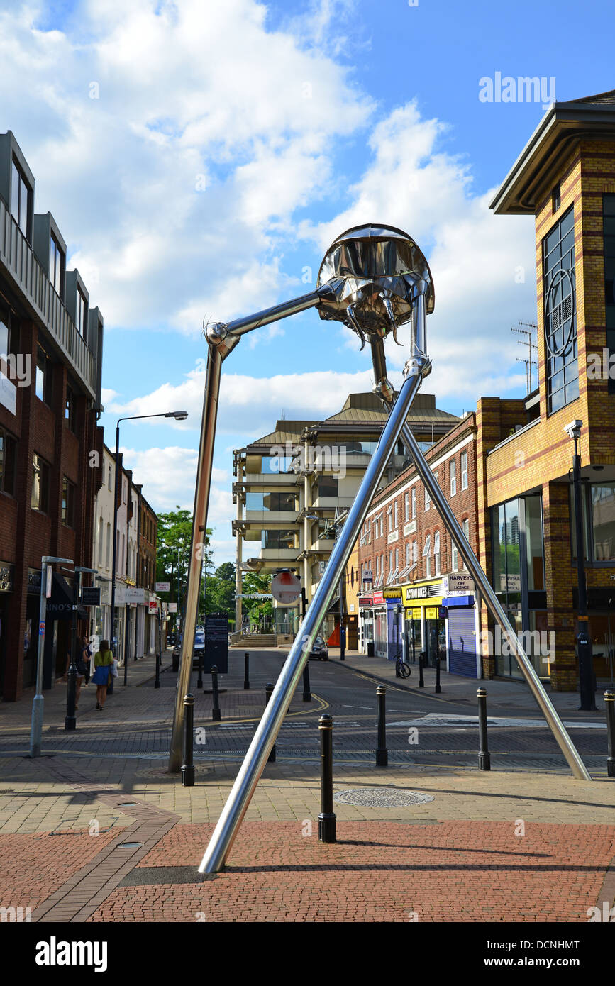 'War of the Worlds Martian fighting machine' sculpture, Church Street ...