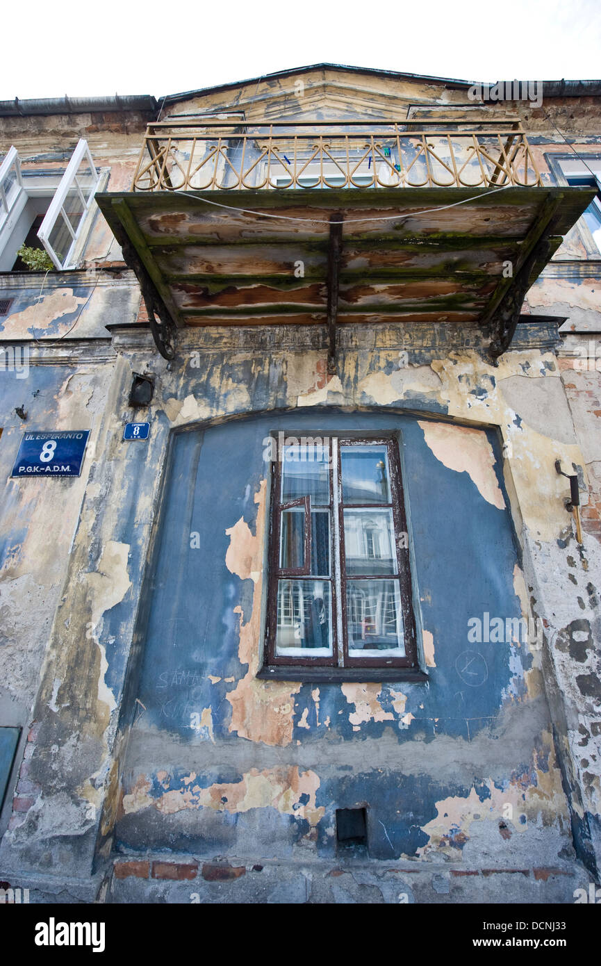Old neglected town house in Siedlce Stock Photo - Alamy