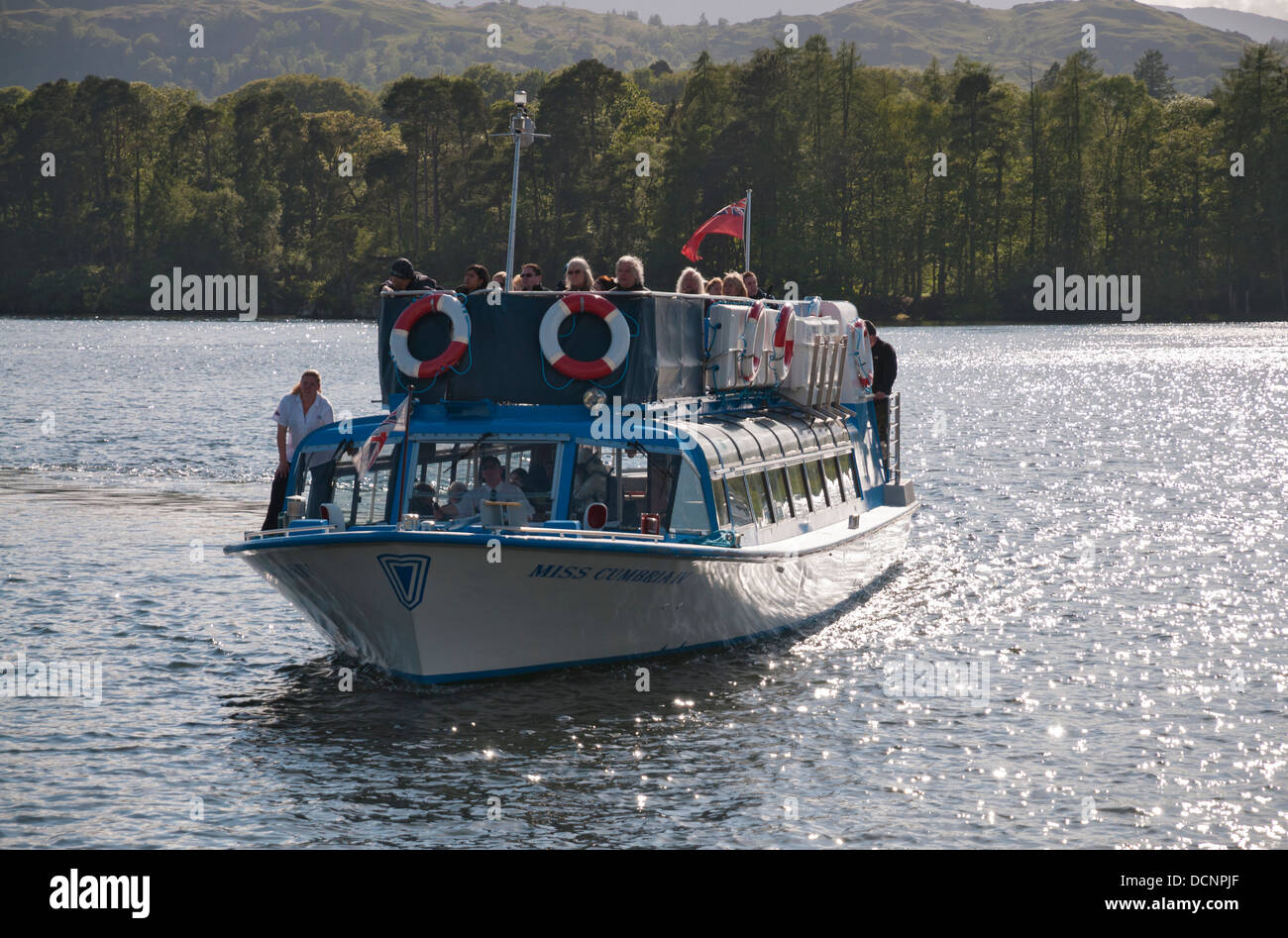 Great Britain, England, Cumbria, Lake District, Lake Windermere, tour ...