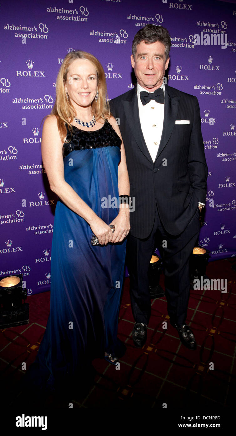 Anne Hearst and Jay Mcinerney 2011 Alzheimer’s Association Rita ...
