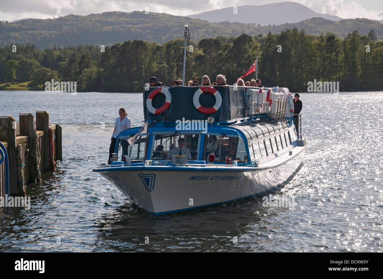 Great Britain, England, Cumbria, Lake District, Lake Windermere, tour ...