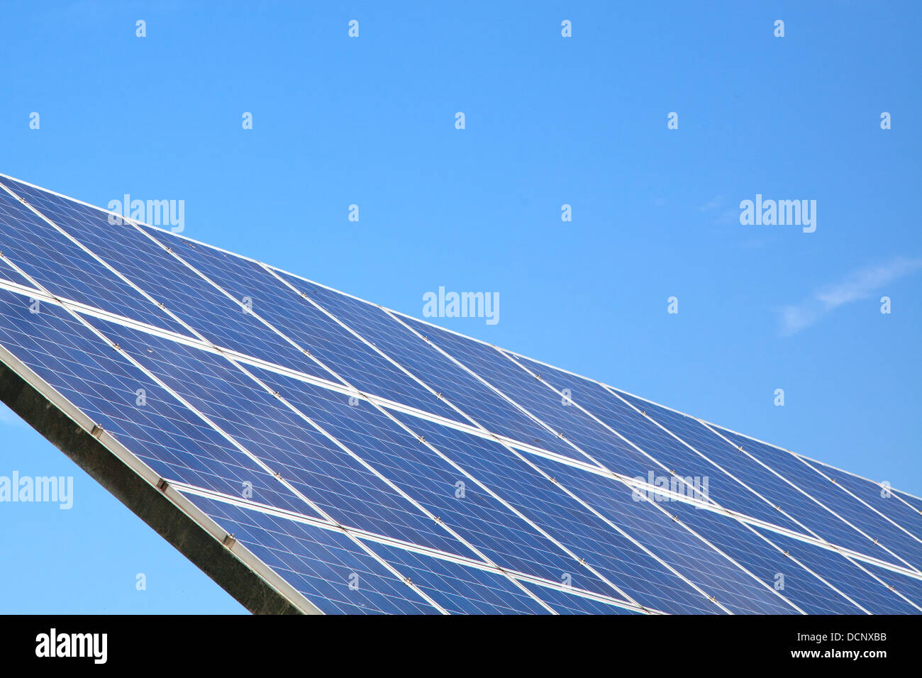 Solar cell panel background hi-res stock photography and images - Alamy