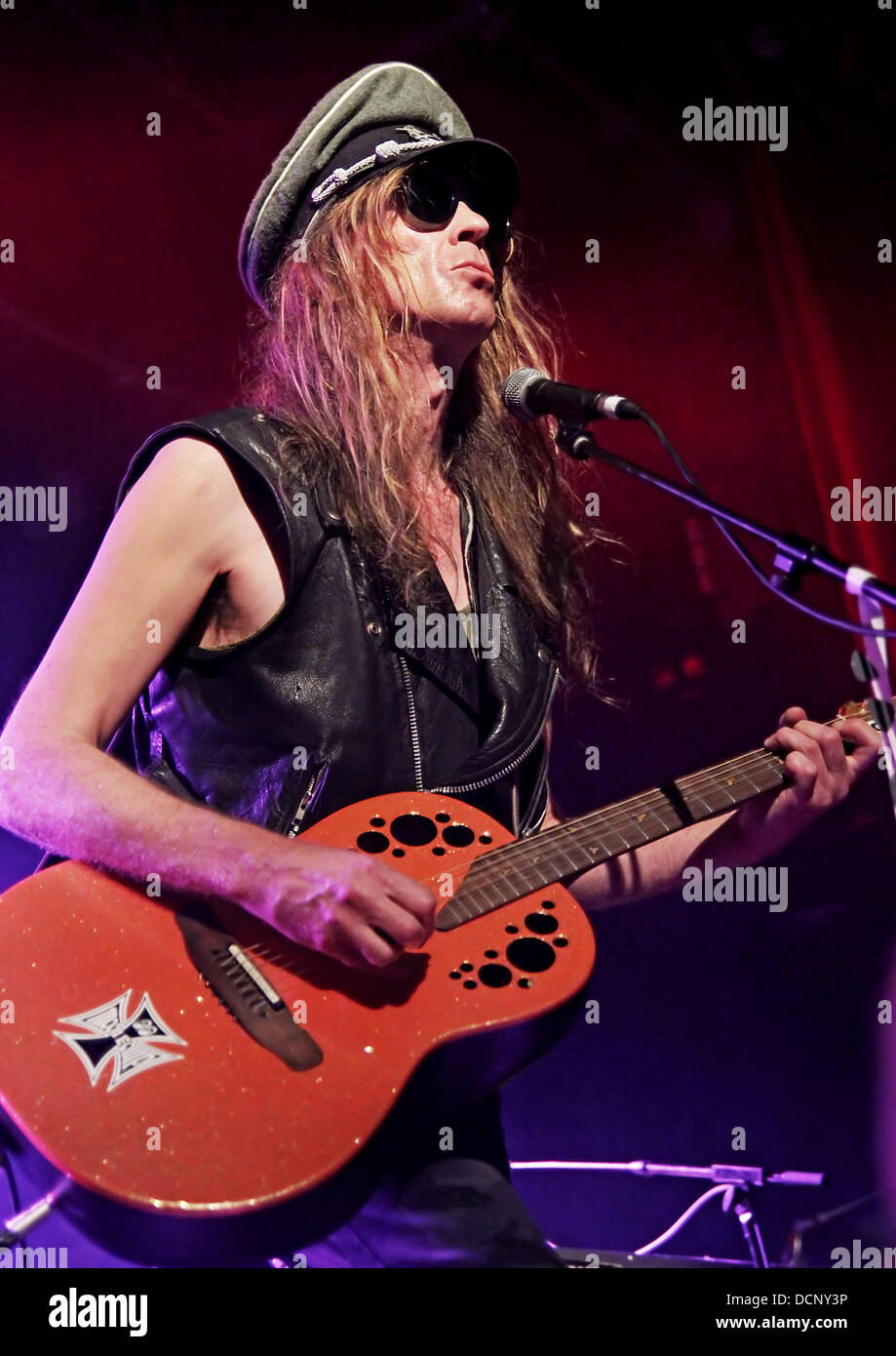 Julian cope hi-res stock photography and images - Alamy