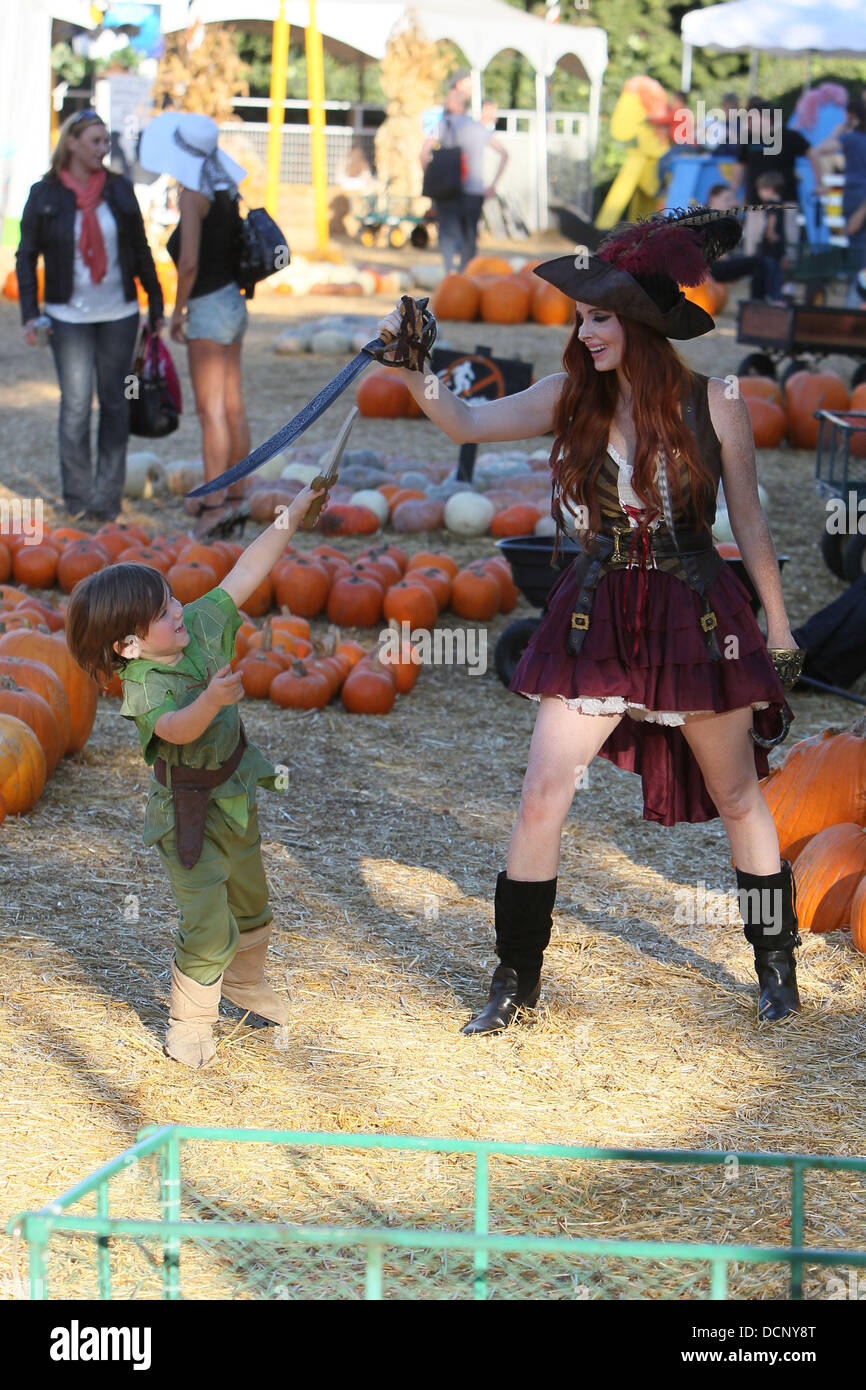 Phoebe Price and child actor, Alexander James Rodriguez at Mr Bones ...
