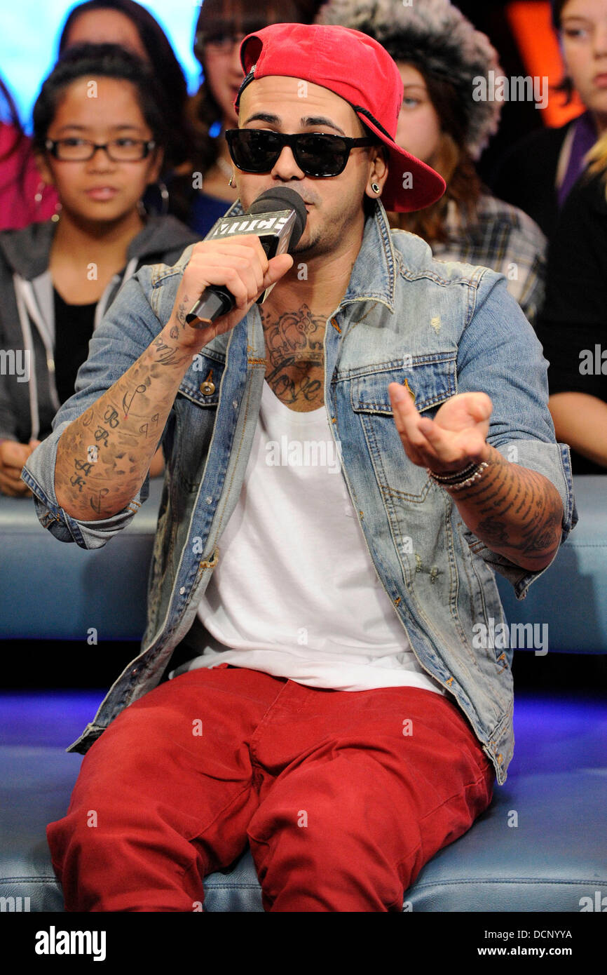 Danny Fernandes appears on Much Music's New.Music.Live promoting his ...