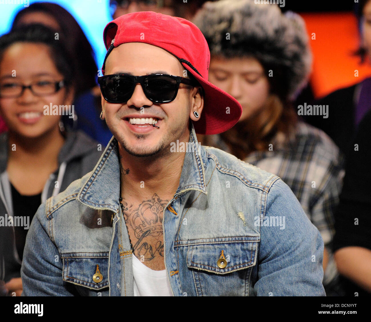 Danny Fernandes appears on Much Music's New.Music.Live promoting his ...