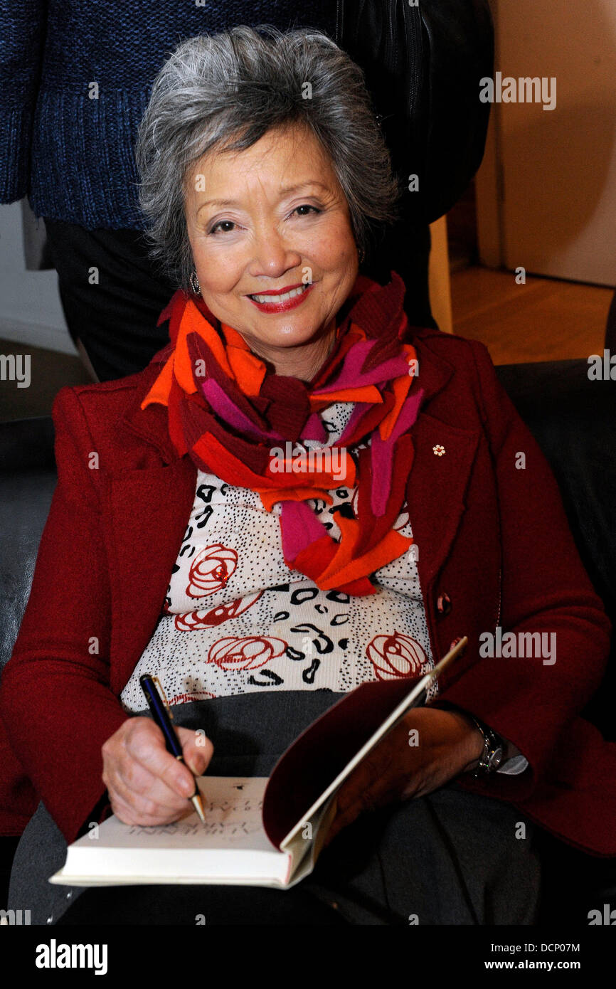 The Right Honourable Adrienne Clarkson, 26th Governor General of Canada ...