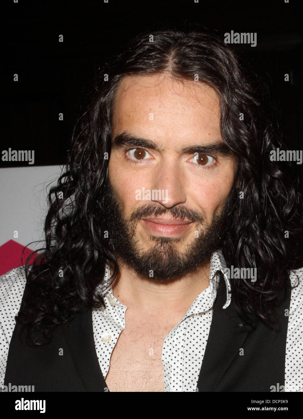 Russell Brand "Giving Back" Friendly House LA's 22nd Annual Awards ...