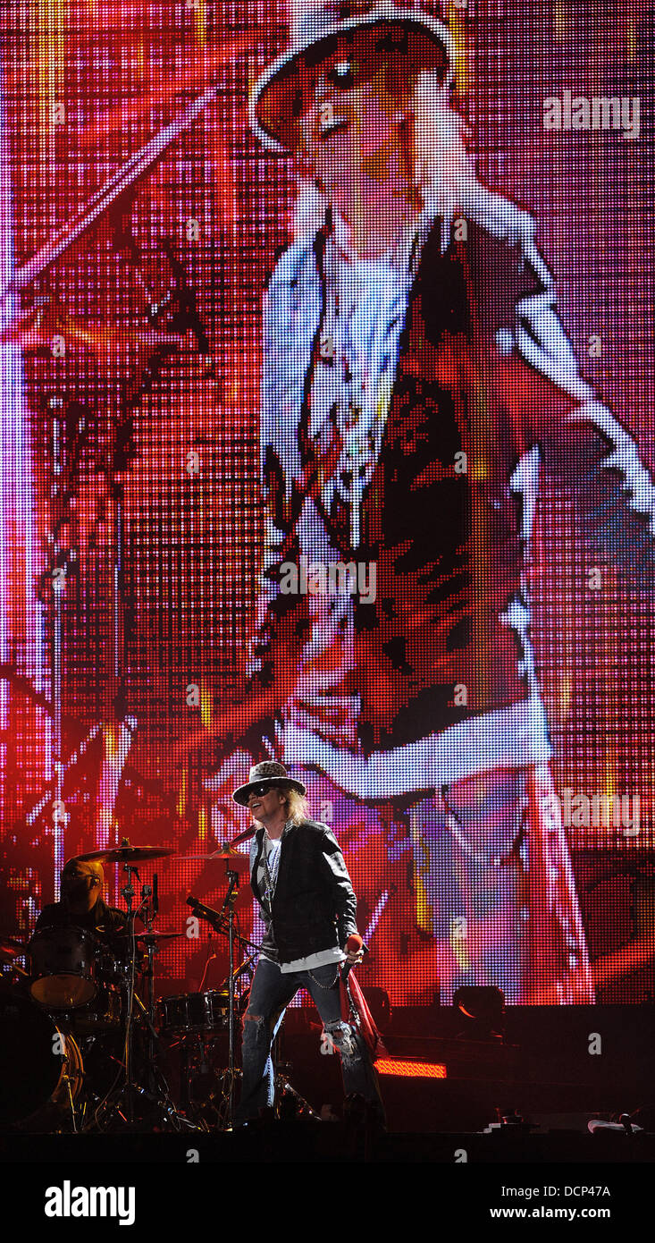 Axl Rose of Guns N' Roses performs at the American Airlines Arena ...