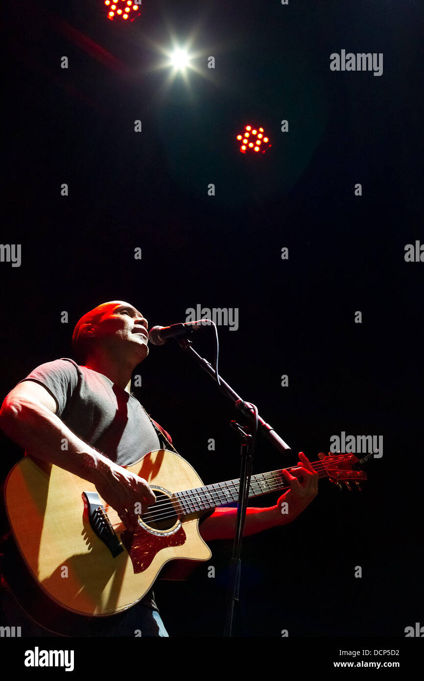 Dan Reed performing live at Musicbox Lisbon, Portugal - 30.10.11 Stock ...