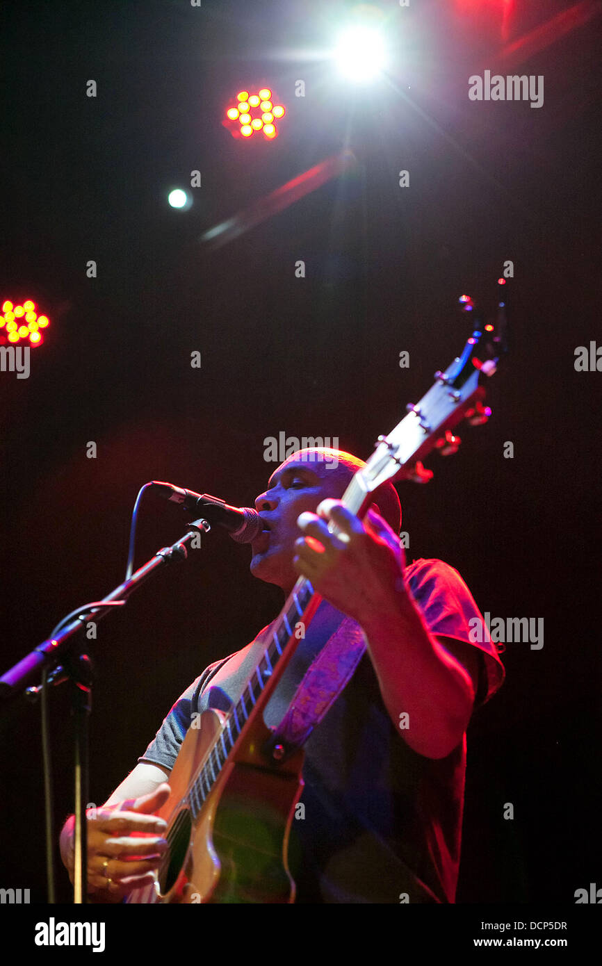 Dan reed network hi-res stock photography and images - Alamy