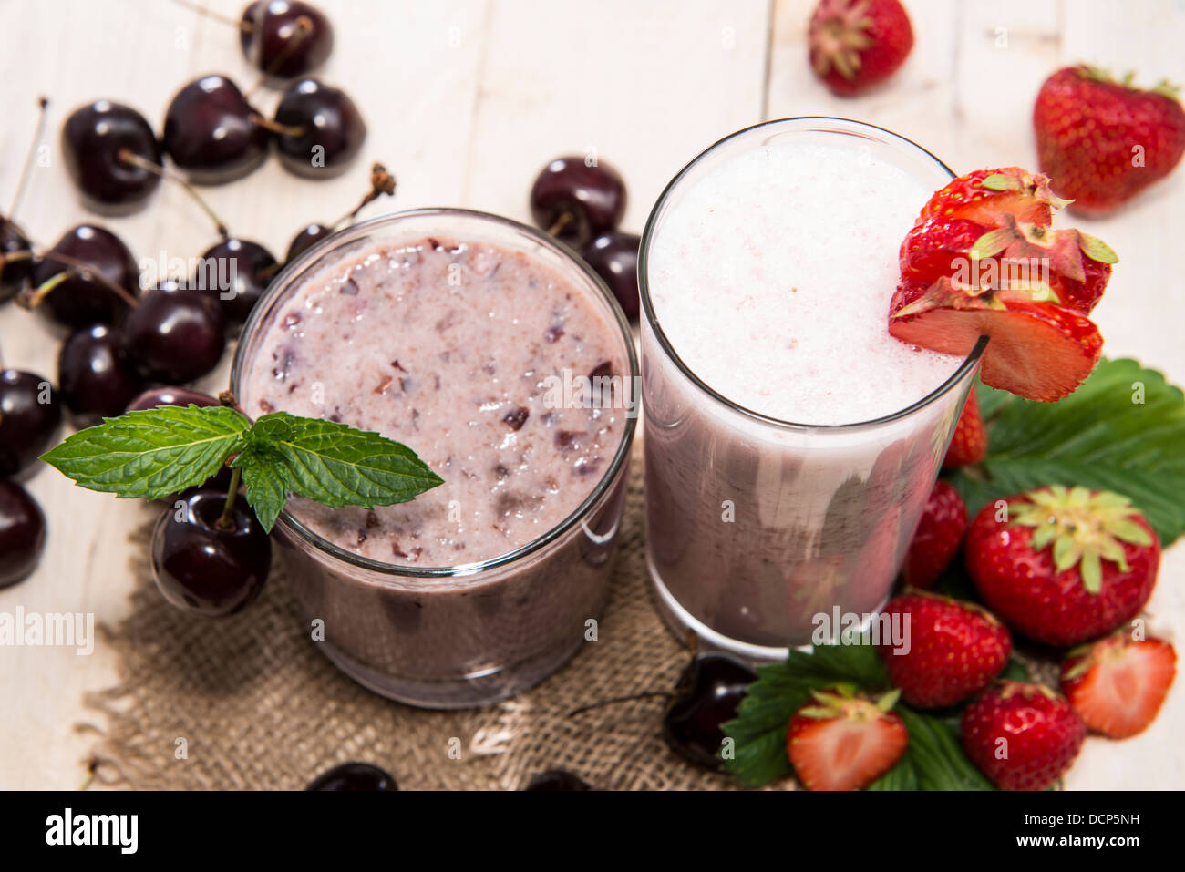 Fresh strawberry milkshakes hi-res stock photography and images - Alamy